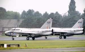 February 2023: English Electric Lightning T.5 (silver era) – 29 photos ...
