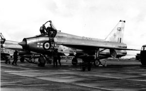February 2023: English Electric Lightning T.5 (silver era) – 29 photos ...