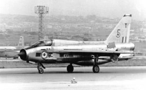 February 2023: English Electric Lightning T.5 (silver era) – 29 photos ...