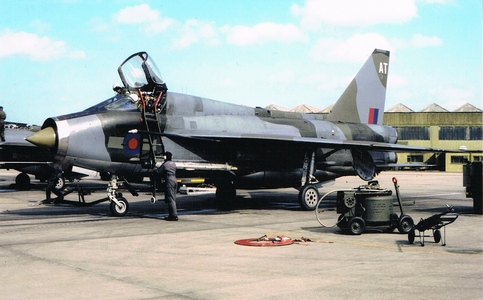 December 2023: English Electric Lightning T.5 (camo era) – 22 photos ...
