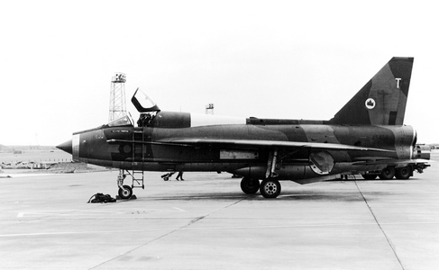 December 2023: English Electric Lightning T.5 (camo era) – 22 photos ...