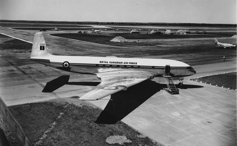 February 2024: The D.H. Comet (RAF & RCAF) – 30 photos | RAF in Combat