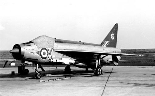 January 2018: English Electric Lightning F.2 – 31 photos | RAF in Combat