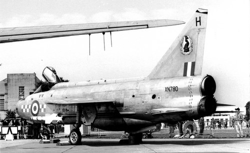January 2018: English Electric Lightning F.2 – 31 photos | RAF in Combat