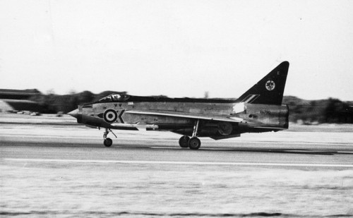 January 2018: English Electric Lightning F.2 – 31 photos | RAF in Combat