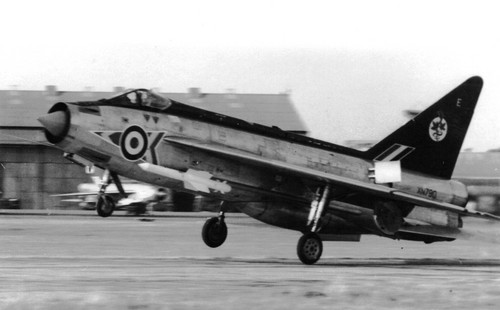 January 2018: English Electric Lightning F.2 – 31 photos | RAF in Combat