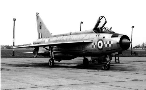January 2018: English Electric Lightning F.2 – 31 photos | RAF in Combat