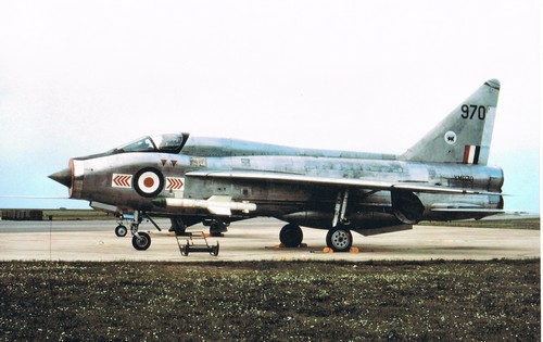 February 2017: English Electric Lightning T.4 – 39 photos | RAF in Combat