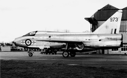 February 2017: English Electric Lightning T.4 – 39 photos | RAF in Combat