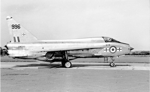 February 2017: English Electric Lightning T.4 – 39 photos | RAF in Combat