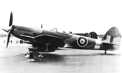 July 2014: Supermarine Spitfire F. 24 – 19 photos | RAF in Combat