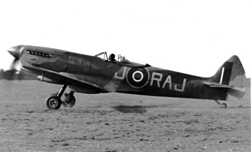 September 2015: Supermarine Spitfire LF.16 post-1947 – 48 photos | RAF ...