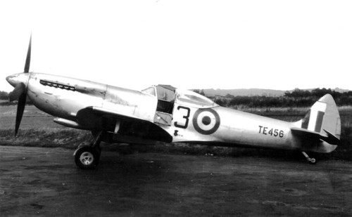 September 2015: Supermarine Spitfire LF.16 post-1947 – 48 photos | RAF ...