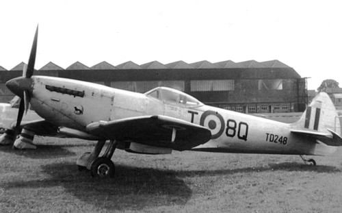 September 2015: Supermarine Spitfire LF.16 post-1947 – 48 photos | RAF ...