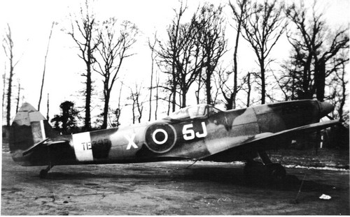 September 2015: Supermarine Spitfire LF.16 post-1947 – 48 photos | RAF ...