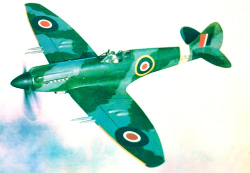 May 2015: Supermarine Spitfire F.21 – 28 photos | RAF in Combat