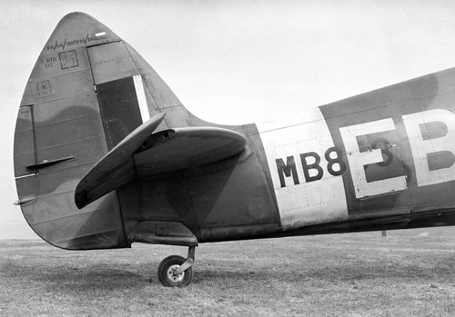 September 2013: Spitfire Mk XII – 18 photos | RAF in Combat