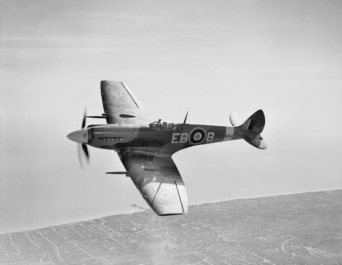 September 2013: Spitfire Mk XII – 18 photos | RAF in Combat