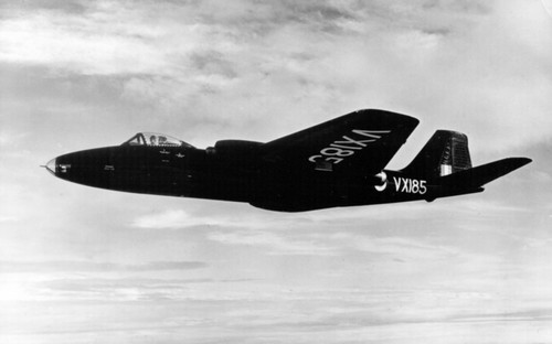 June 2017: English Electric Canberra B(I).8 – Part 1 – 50 photos | RAF ...