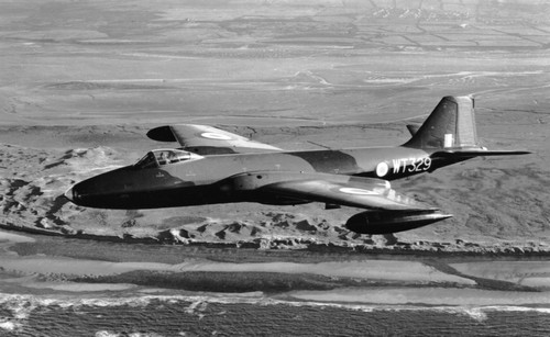 June 2017: English Electric Canberra B(I).8 – Part 1 – 50 photos | RAF ...