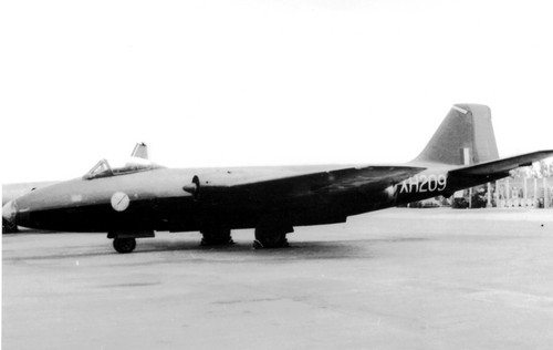 August 2017: English Electric Canberra B(I).8 – Part 2 – 61 photos ...