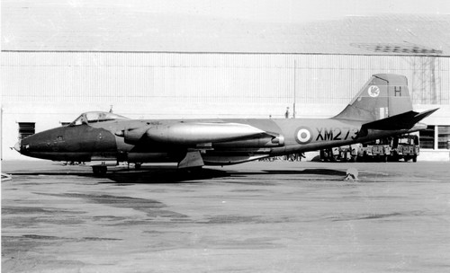 August 2017: English Electric Canberra B(I).8 – Part 2 – 61 photos ...