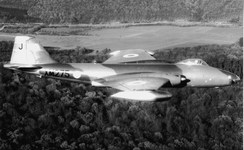 August 2017: English Electric Canberra B(I).8 – Part 2 – 61 photos ...