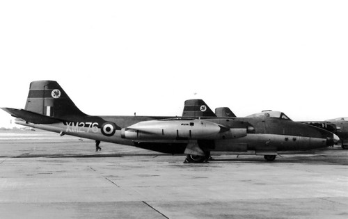 August 2017: English Electric Canberra B(I).8 – Part 2 – 61 photos ...