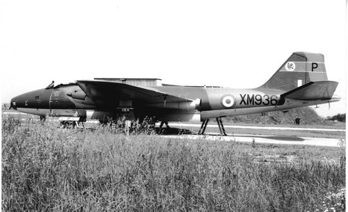 August 2017: English Electric Canberra B(I).8 – Part 2 – 61 photos ...