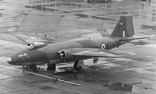 June 2017: English Electric Canberra B(I).8 – Part 1 – 50 photos | RAF ...