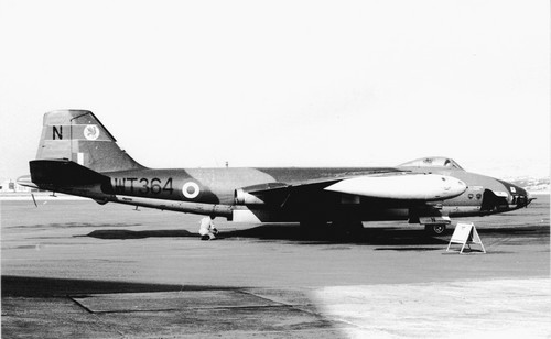 June 2017: English Electric Canberra B(I).8 – Part 1 – 50 photos | RAF ...