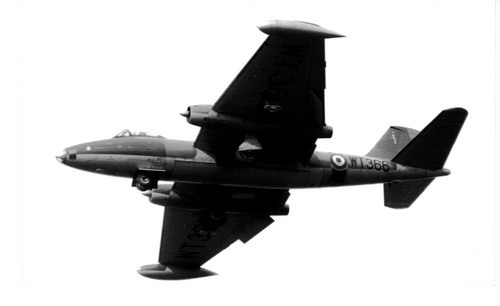 June 2017: English Electric Canberra B(I).8 – Part 1 – 50 photos | RAF ...