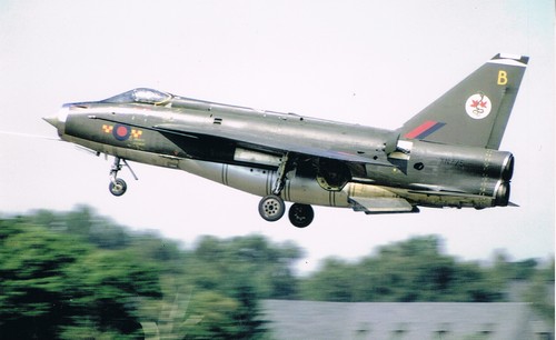 August 2018: English Electric Lightning F.2A – 38 photos | RAF in Combat
