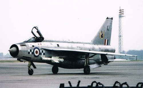 August 2018: English Electric Lightning F.2A – 38 photos | RAF in Combat