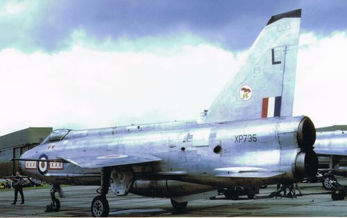 January 2019: English Electric Lightning F.3 (silver era) – 78 photos ...