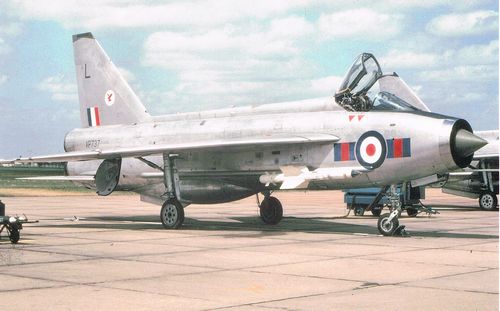 January 2019: English Electric Lightning F.3 (silver era) – 78 photos ...