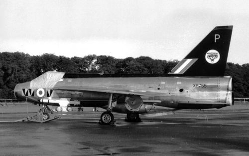 January 2019: English Electric Lightning F.3 (silver era) – 78 photos ...