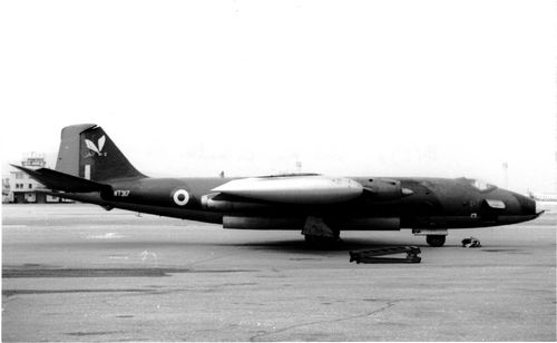 May 2019 : English Electric Canberra B(I) 6 – 12 photos | RAF in Combat