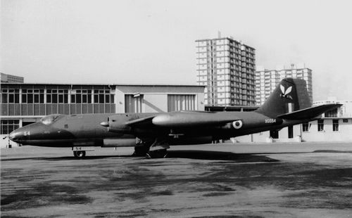 May 2019 : English Electric Canberra B(I) 6 – 12 photos | RAF in Combat