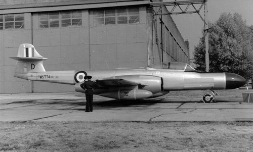 November 2019 : Gloster Meteor NF.14 – 47 photos | RAF in Combat