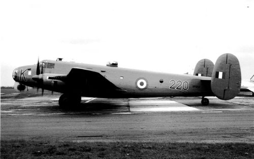 January 2021: Avro Shackleton MR.1 – 13 photos | RAF in Combat