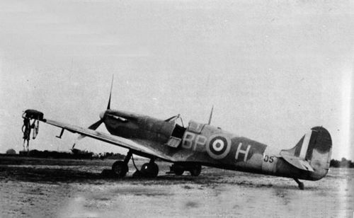 August 2021: Supermarine Spitfire – The Australian squadrons in GB – 35 ...