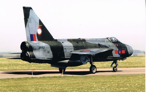 February 2022: English Electric Lightning F.3 (camo era) – 37 photos ...