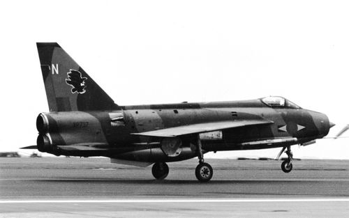 February 2022: English Electric Lightning F.3 (camo era) – 37 photos ...