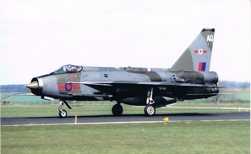 February 2022: English Electric Lightning F.3 (camo era) – 37 photos ...