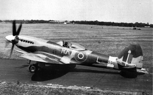 June 2022: Supermarine Spitfire F.22 – 30 photos | RAF in Combat